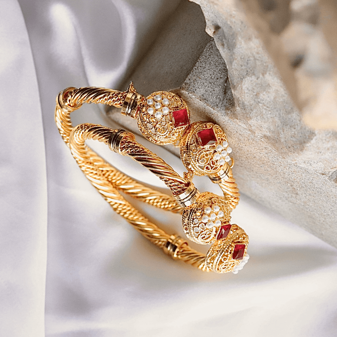 Traditional Handicraft Bangle – Zalika Women