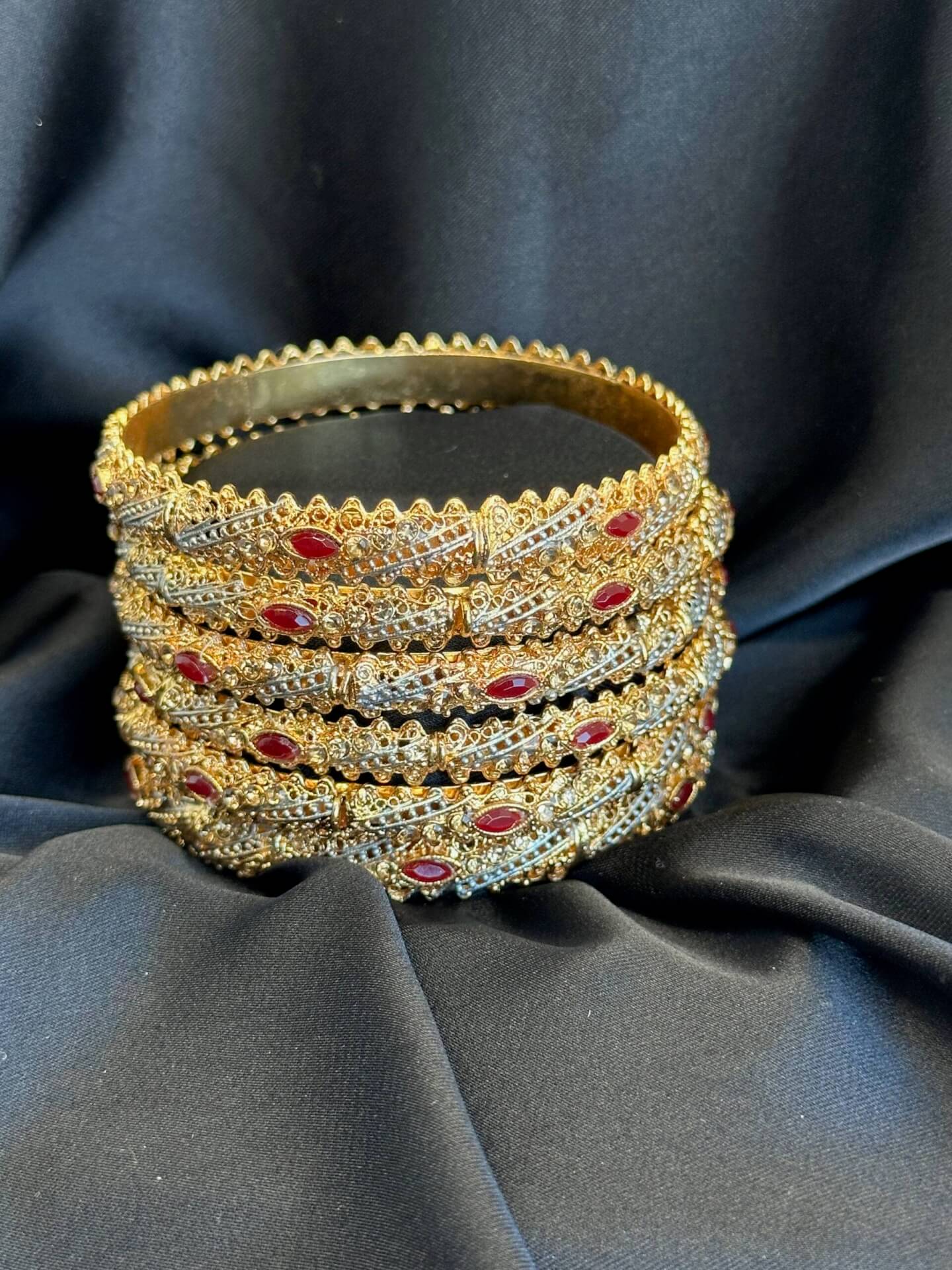 Madarasi Six Bangles Set – Zalika Women